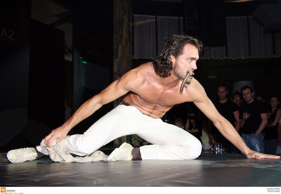 18 χρόνια «έφαγε» ο Τεό - Newsbeast