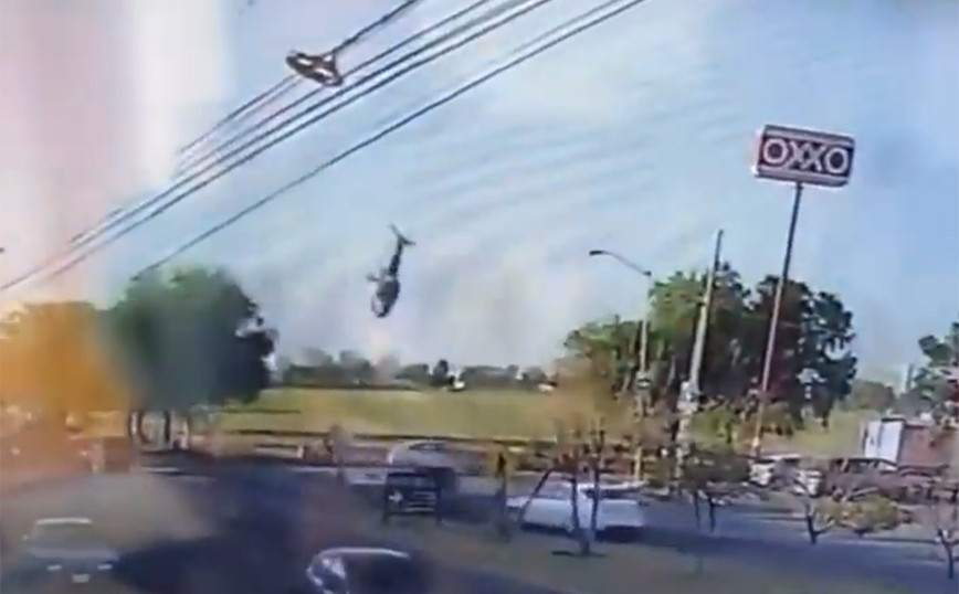 Mexico: Helicopter crash in city - All five passengers dead - World ...