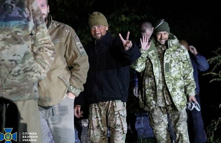 Ρωσία και Ουκρανία απελευθέρωσαν πάνω από 200 αιχμάλωτους πολέμου στην ...