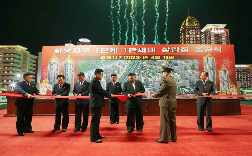 North Korea celebrates completion of 10,000 modern homes in Pyongyang ...