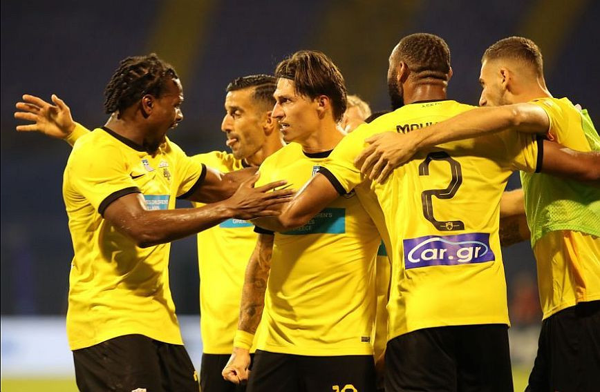 Ντιναμό Ζάγκρεμπ-ΑΕΚ 1-2: Ο Γαλανόπουλος σκοράρει στο 90ο λεπτό και ...