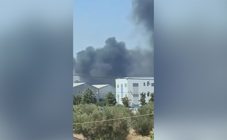 Φωτιά τώρα στον Ασπρόπυργο σε μάντρα αυτοκινήτων - Newsbeast