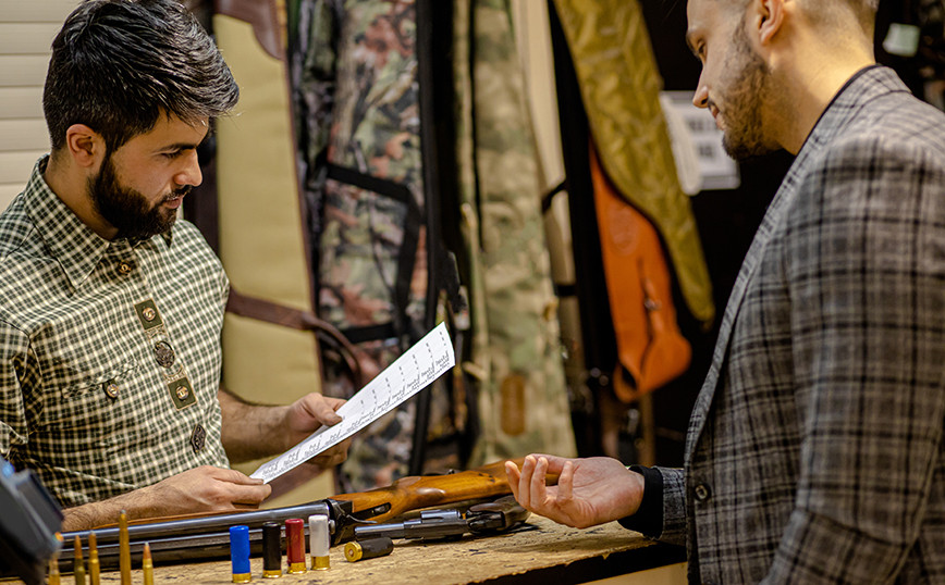 Over 260,000 applications for a gun permit in Israel after October 7 ...