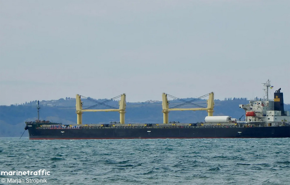 For the first time there are dead from a Houthi attack on the ship ...