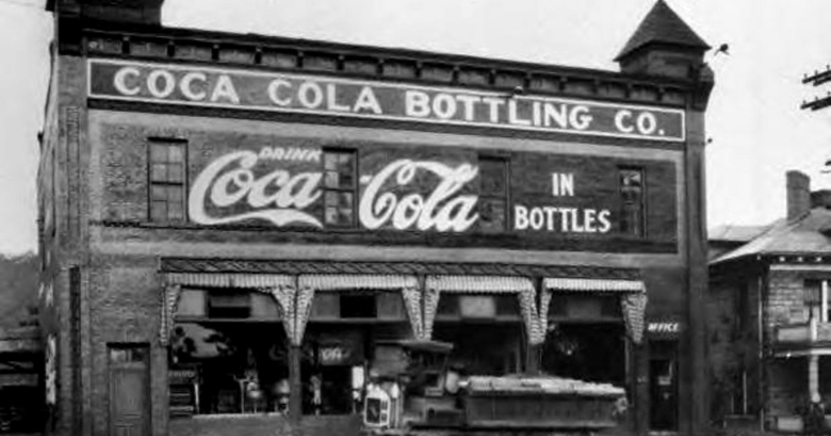 Η εκπληκτική ιστορία της Coca-Cola - Newsbeast