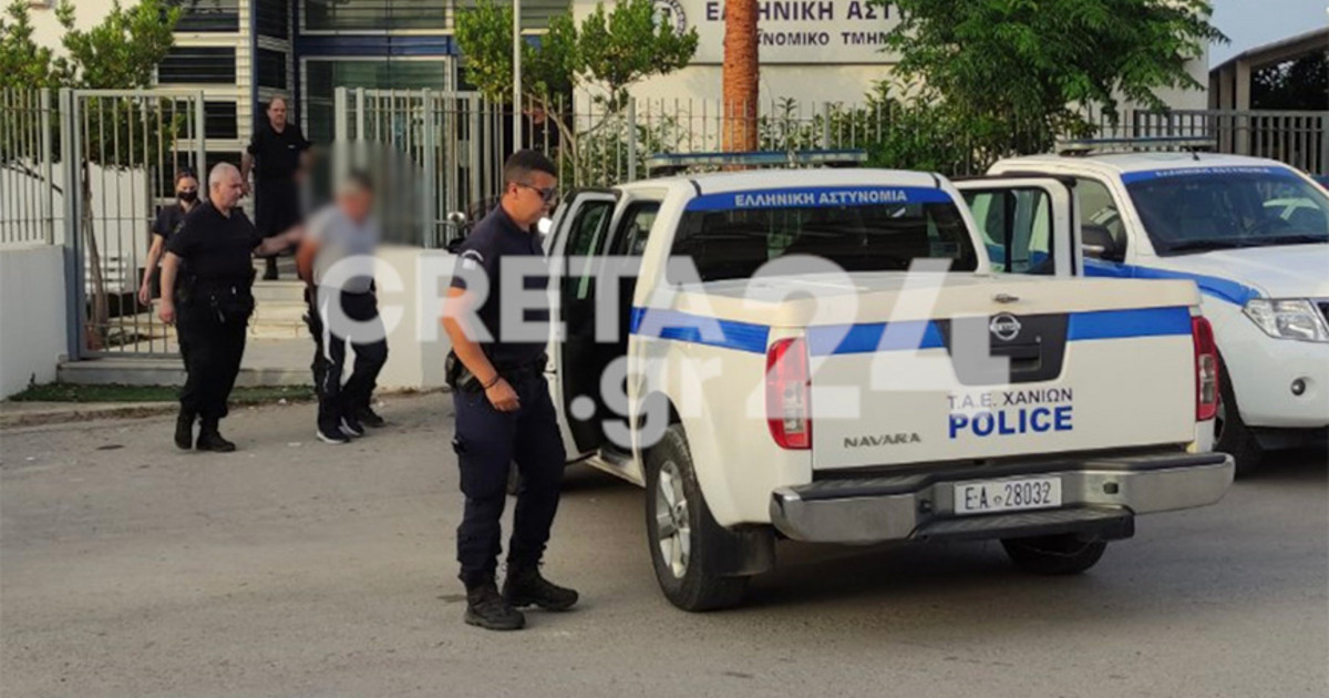 Στην ψυχιατρική κλινική ο 56χρονος που απειλούσε να ανατιναχθεί στην ...
