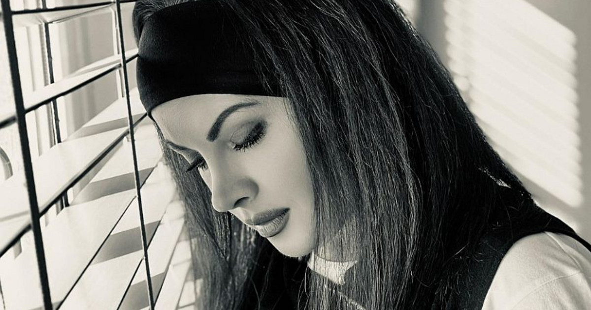 Έξαλλη η Νένα Χρονοπούλου: Κανένας σας δεν καταλαβαίνει πως ...