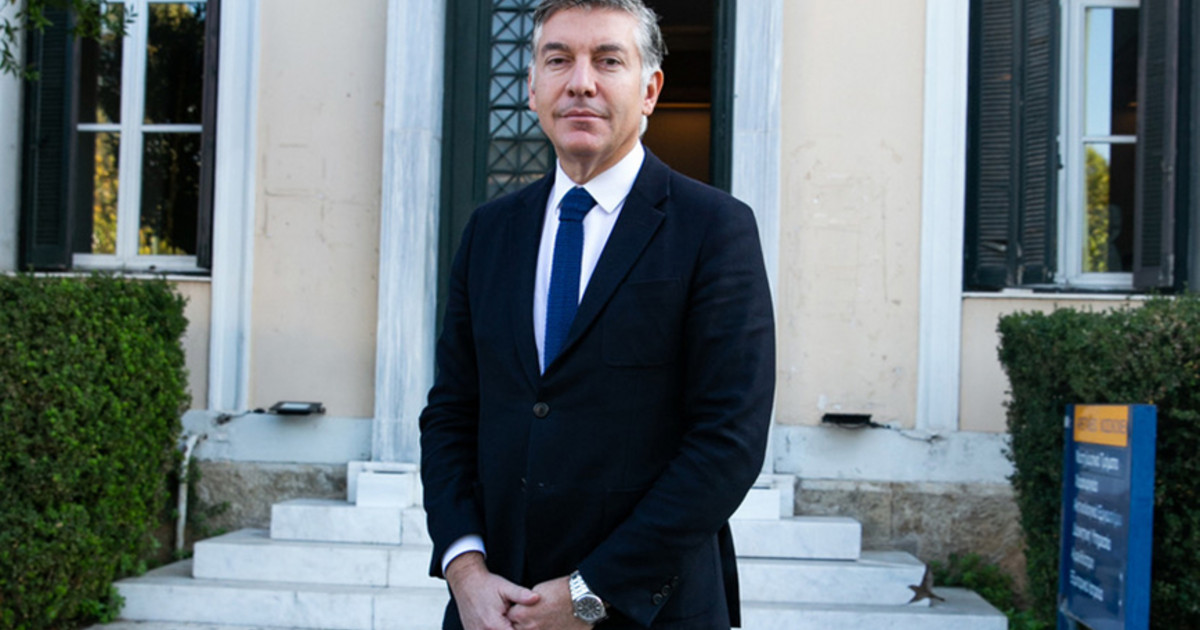 Ο Δρ. Στέφανος Χανδακάς αναγορεύθηκε Αναπληρωτής Καθηγητής της Ιατρικής ...