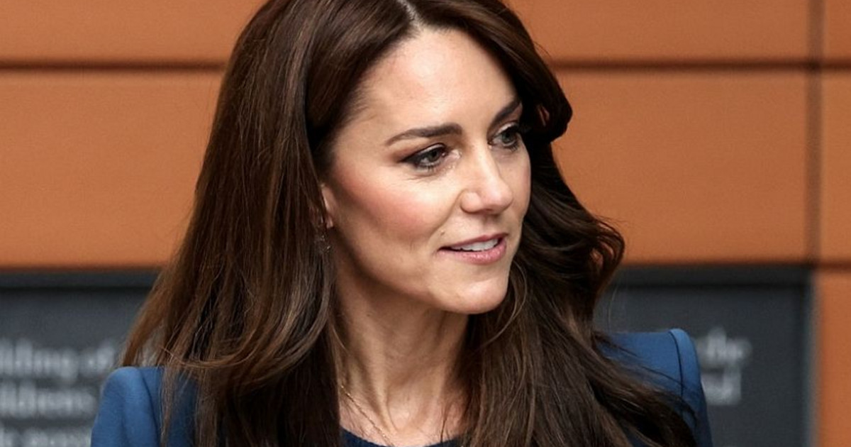 Ο φωτογράφος του «κλικ» που δείχνει την Κέιτ Μίντλετον απαντά στις ...