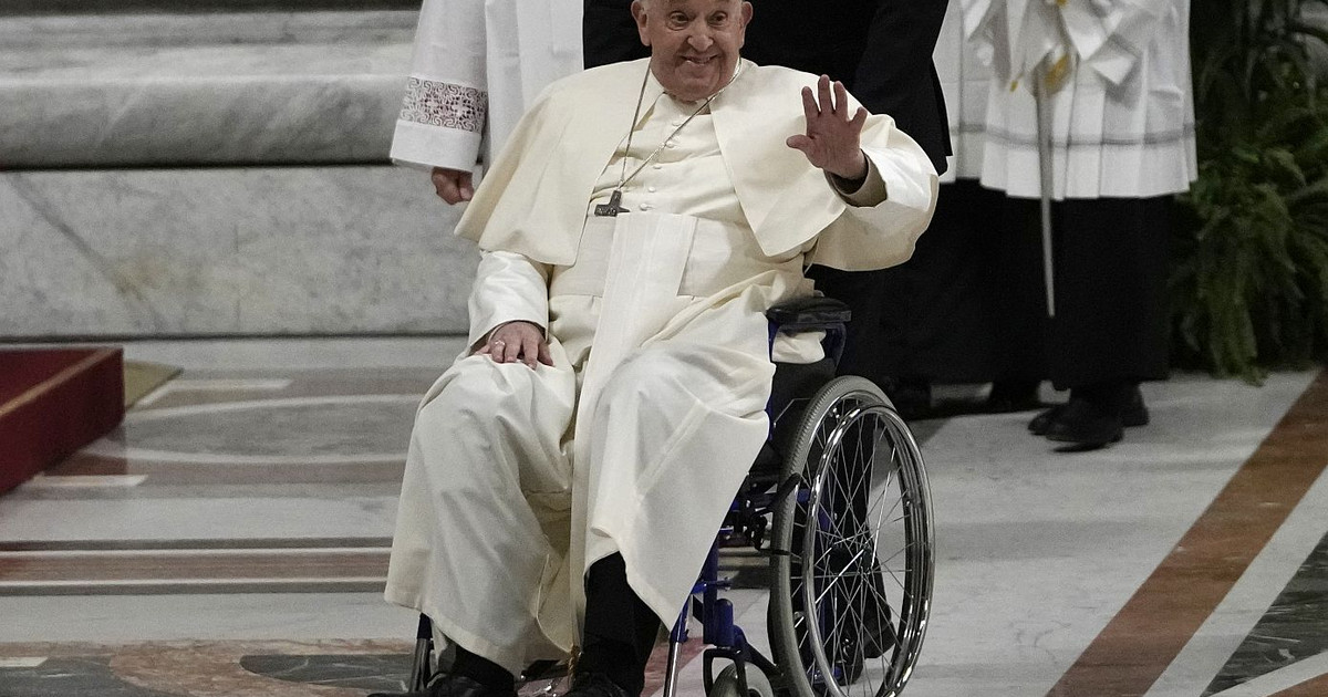 Pope Francis appeared in a wheelchair at the Easter vigil in the ...