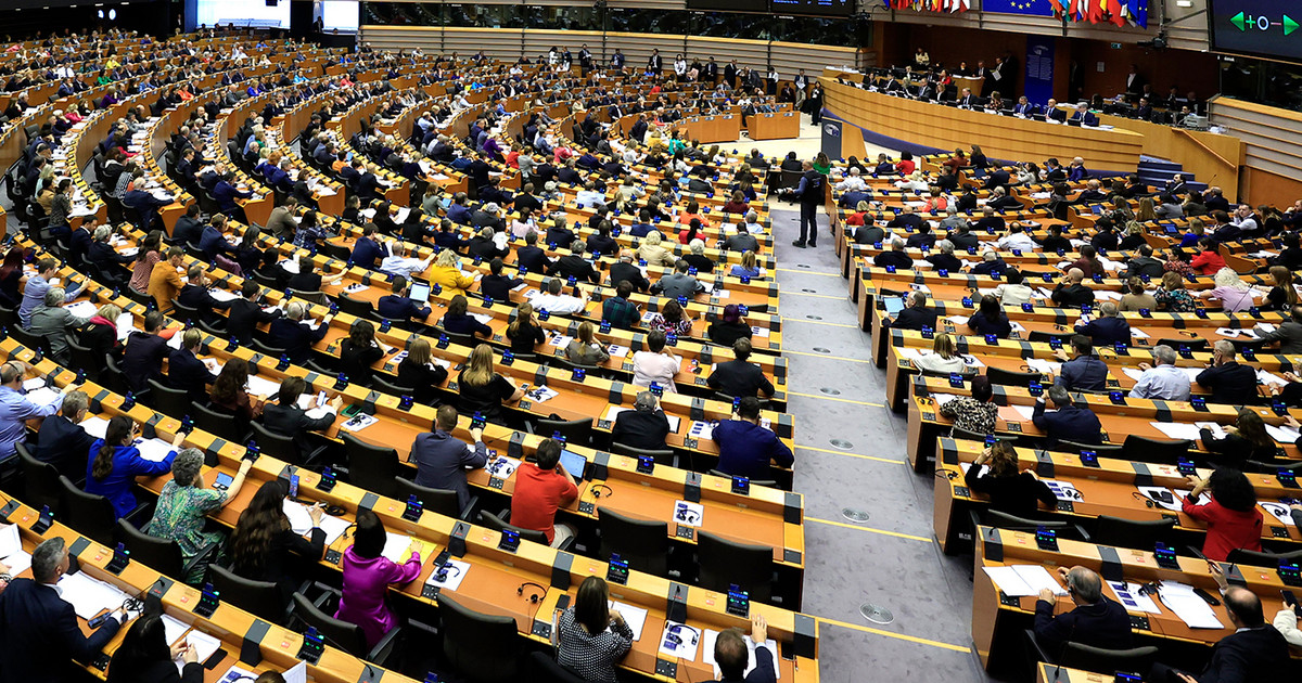 Πόσους ευρωβουλευτές θα εκλέξει η Ελλάδα τον Ιούνιο και πόσους οι άλλες ...