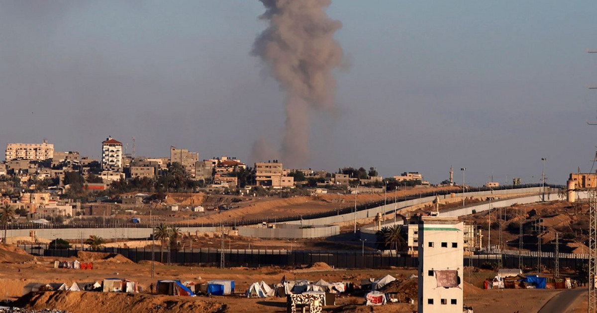 "All eyes on Rafa": Bombing continues, UN draft resolution - World ...