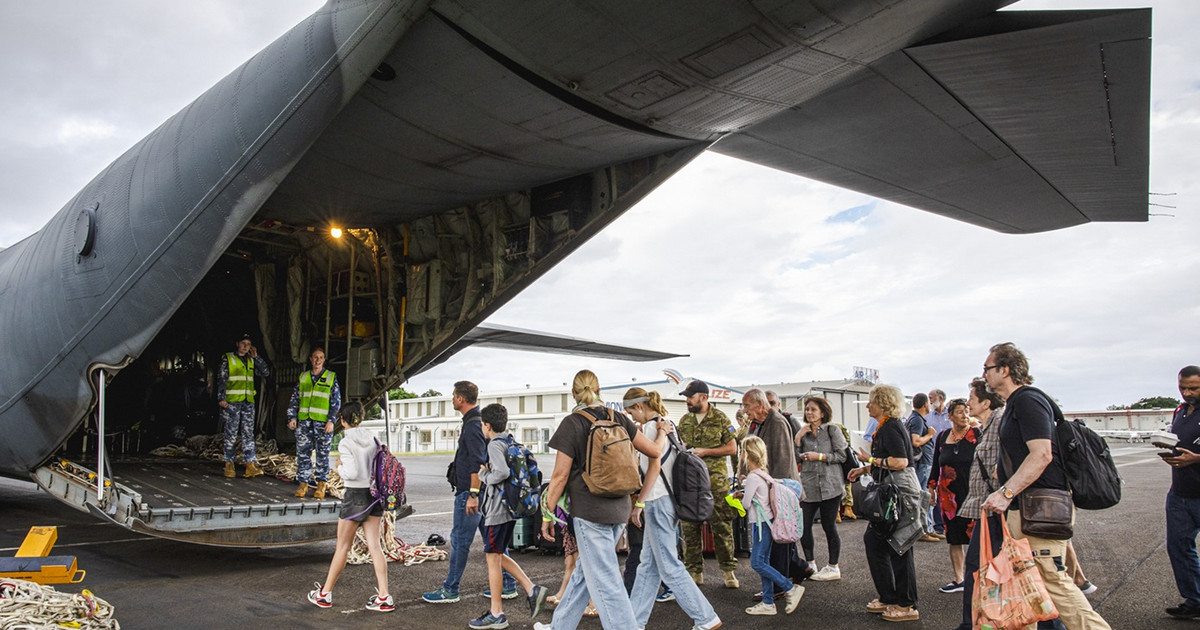 About 100 tourists have gradually left New Caledonia after violent ...
