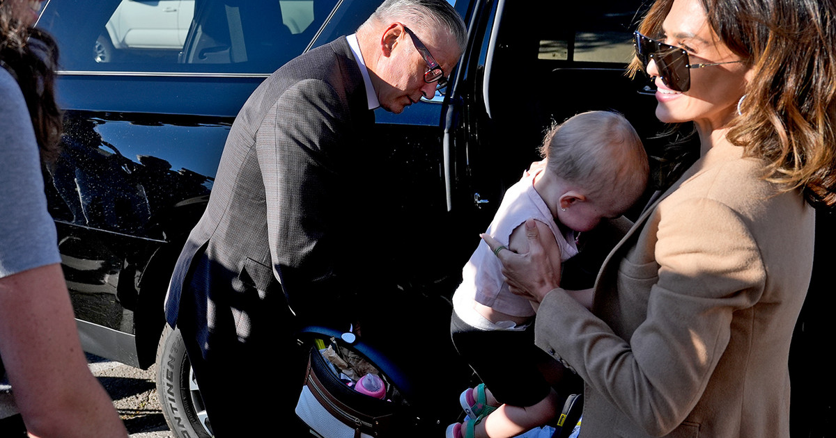 Alec and Hilary Baldwin in court with their 19-month-old daughter ...