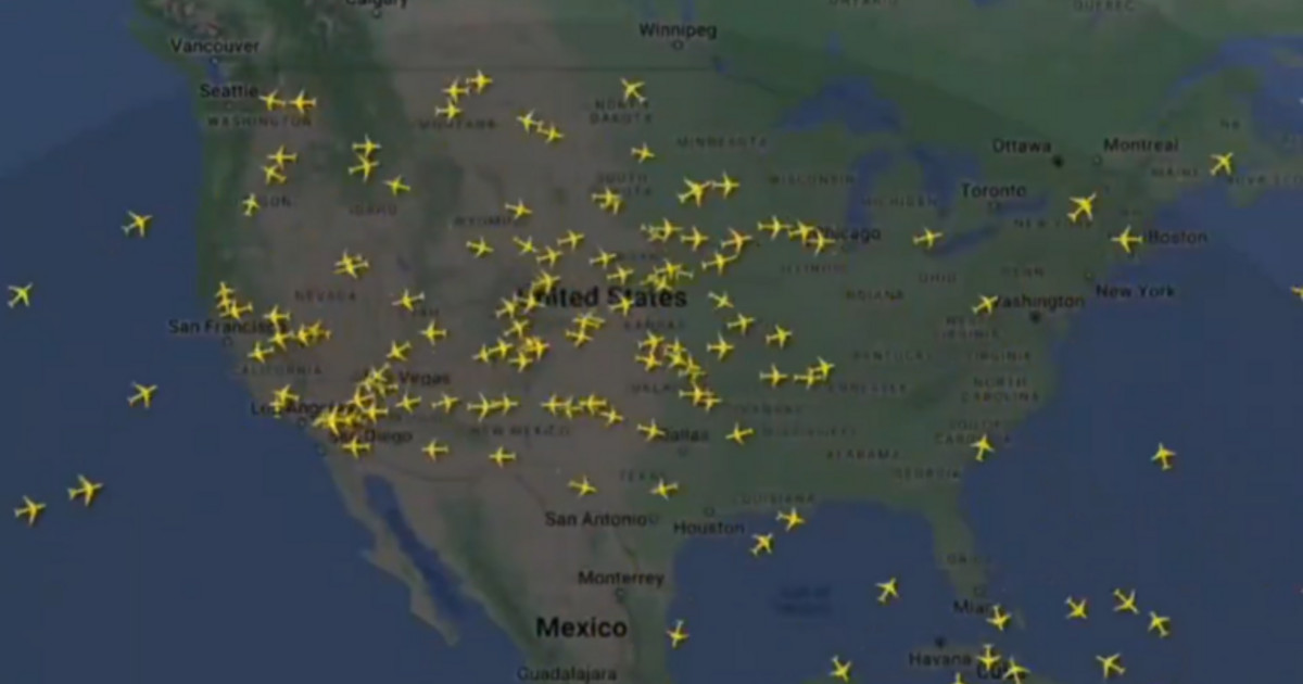 Digital 'short circuit': The viral timelapse video shows how the US sky ...