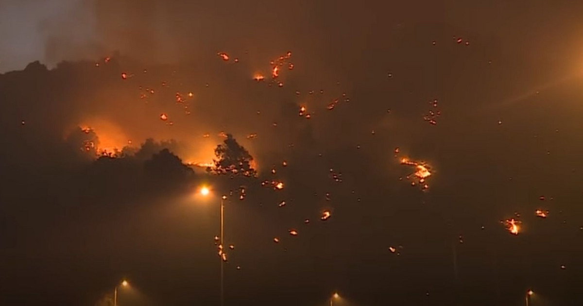 The fire on the island of Madeira in Portugal has been raging for a ...