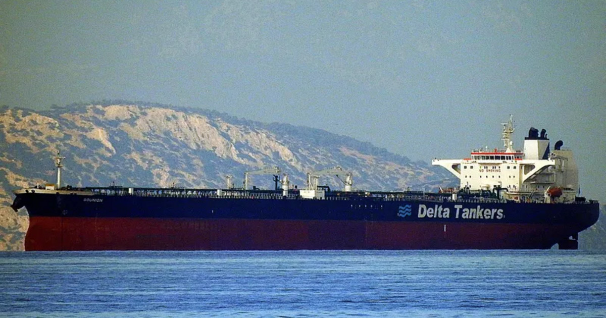 Towing of Sounion tanker from the Red Sea under EU mission 'Shields ...