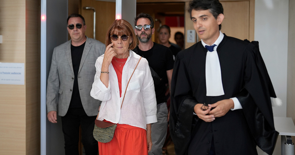 Tens of thousands of protesters on the side of Giselle Peliko: "Thanks ...