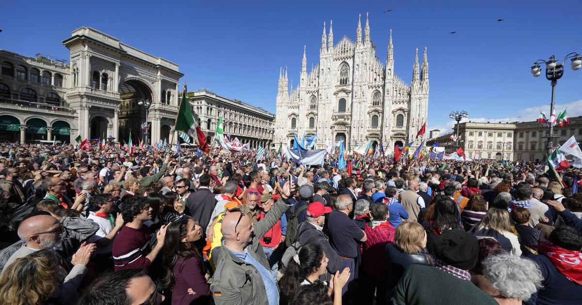 Tougher penalties for those who block roads with protests and occupy ...