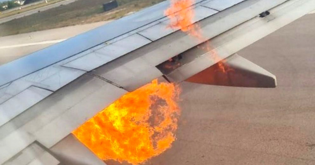 Ryanair plane catches fire before take-off from Salento - 184 ...