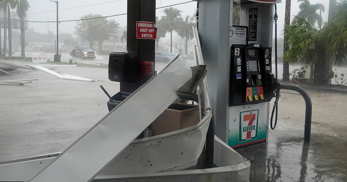 "The wind was very scary, everything around us has been flooded ...