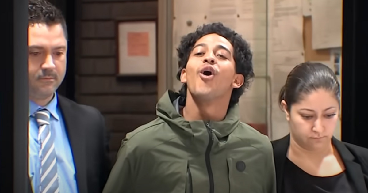 He masturbated in front of a prosecutor and went to court smiling - 'I ...