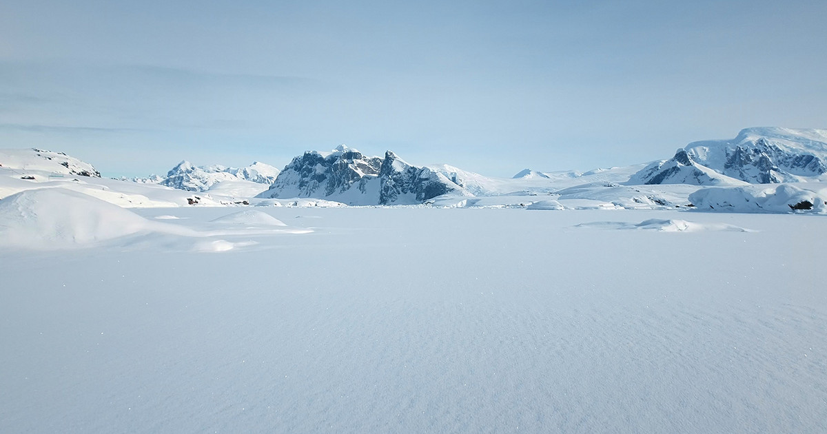 Underground City Discovered Under Greenland Ice - Who Built It and How ...