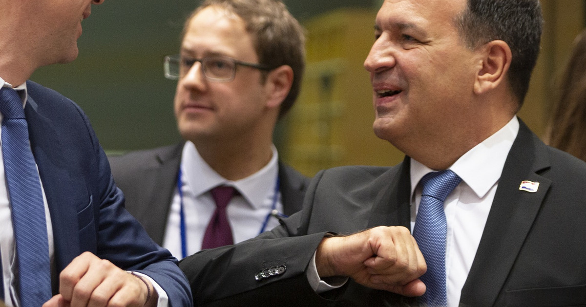 Croatia's health minister arrested in corruption scandal - World Stock ...