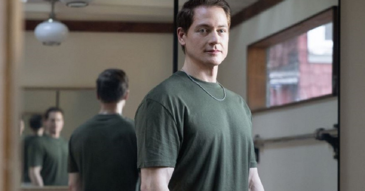 The tycoon who wants to stay forever young, swelled up and temporarily ...