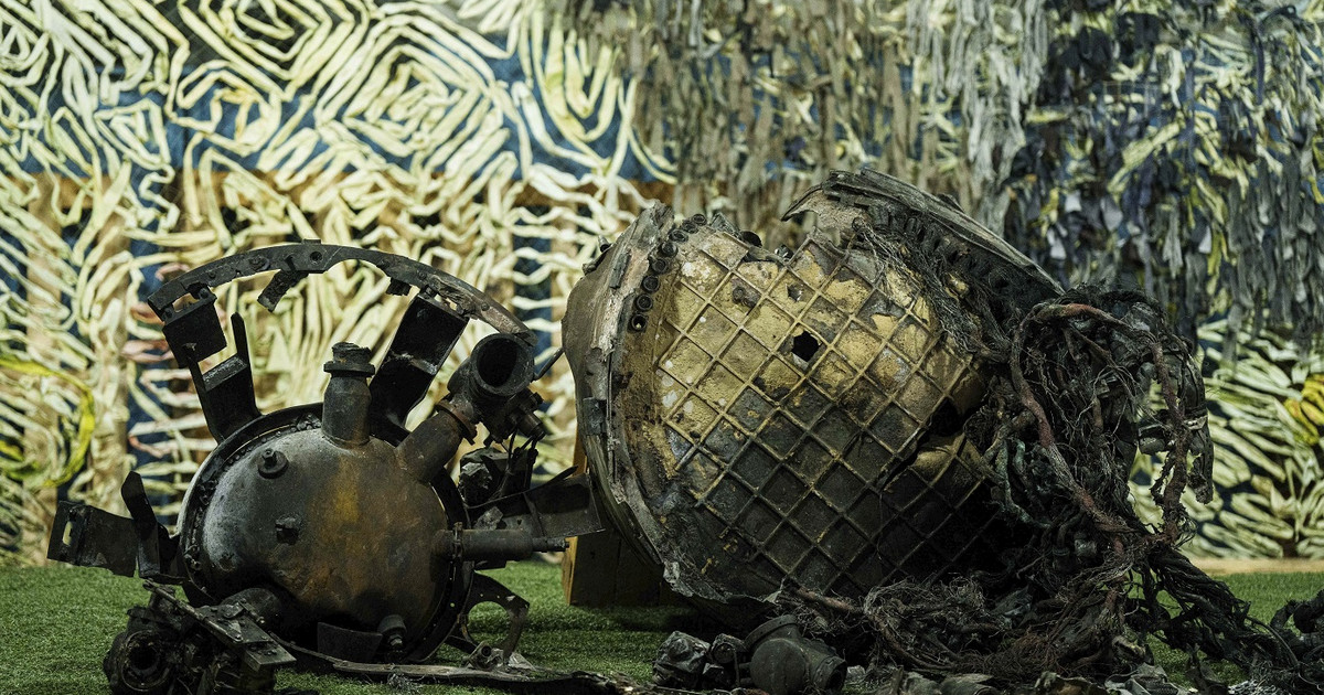 Documents from the wreckage of the Russian Oreshnik missile presented ...