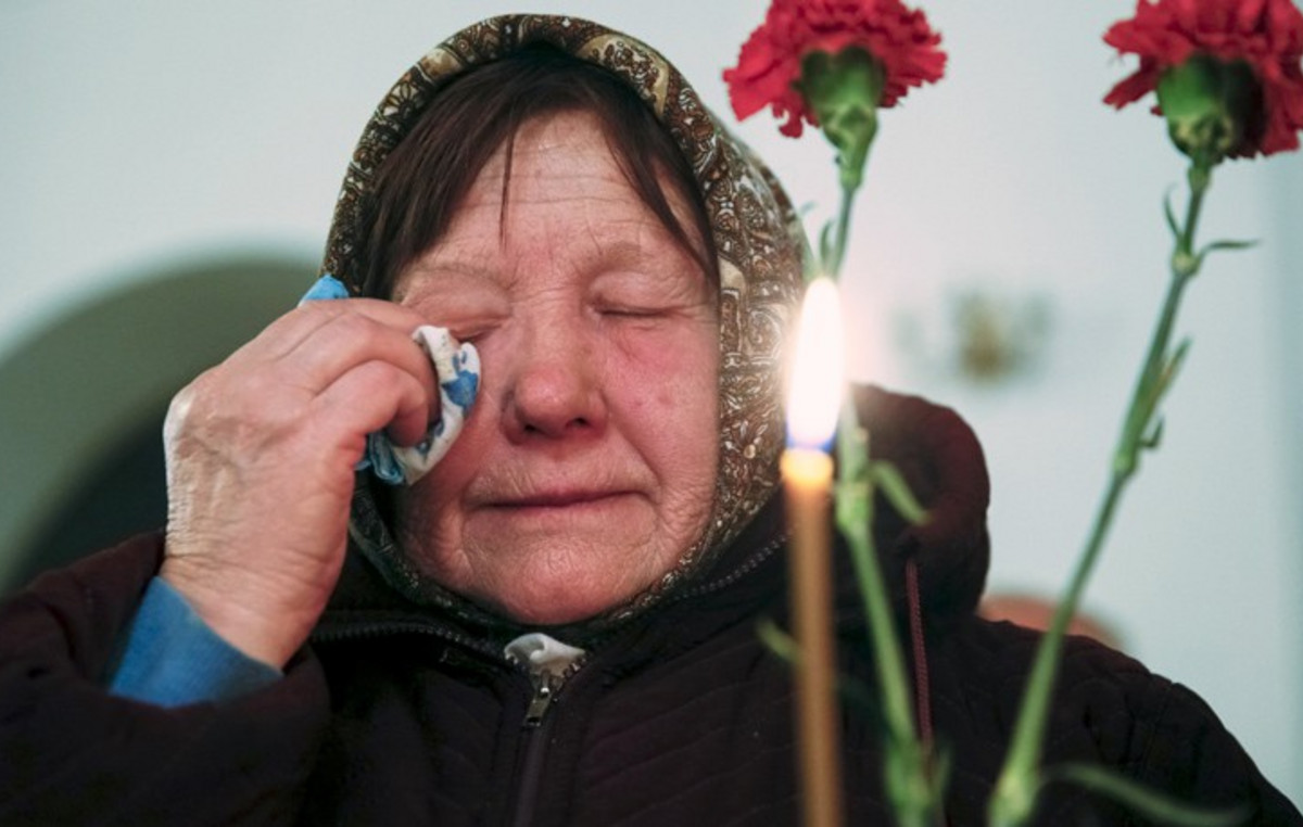 Θρήνος για τα θύματα του Τσέρνομπιλ - Newsbeast