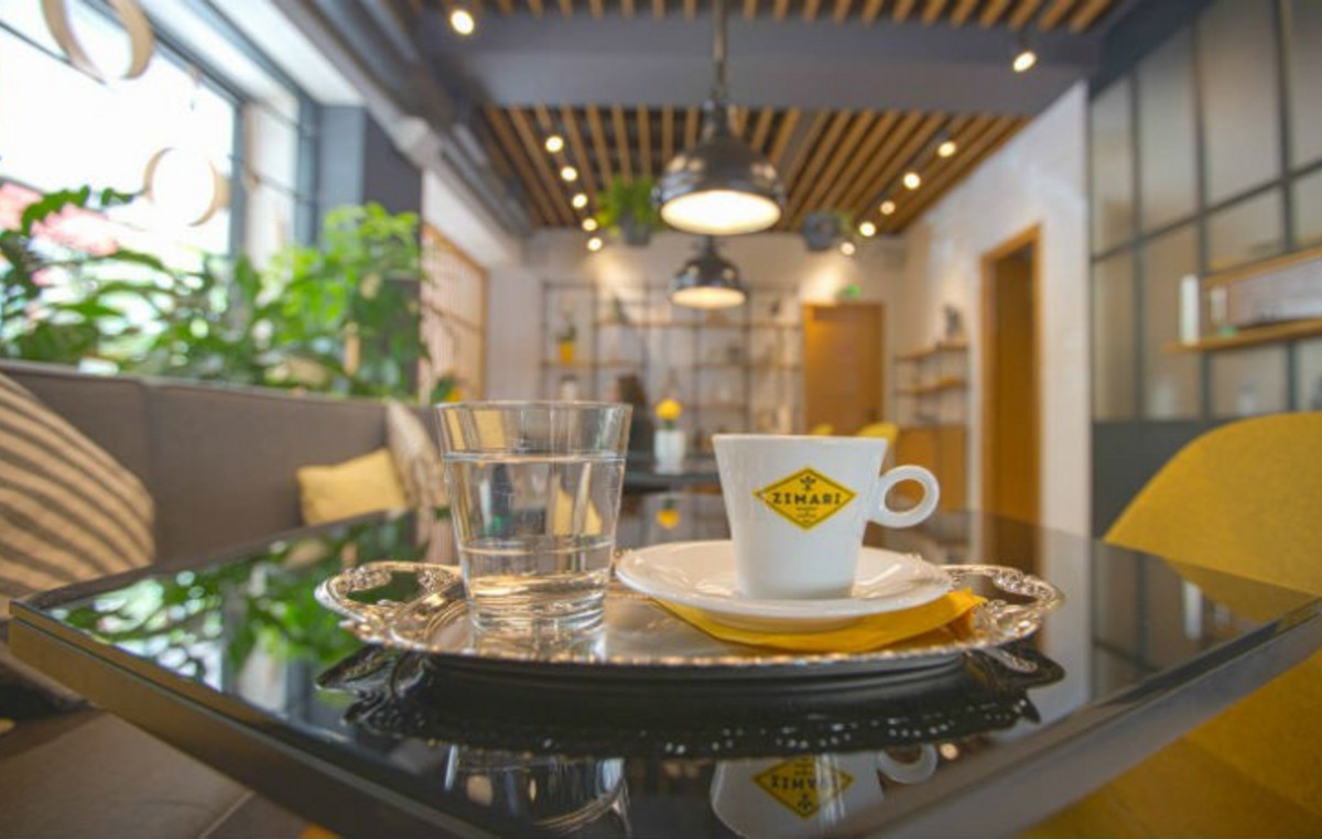 Επιλέγουμε το Zimari Bakery & Coffee για απολαυστικό break στην ...