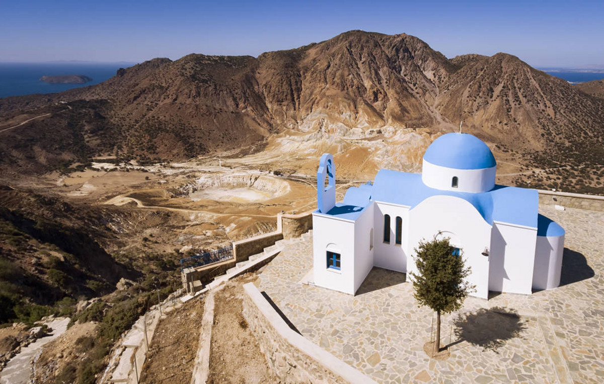 Η Νίσυρος και η οργισμένη ανάσα του ηττημένου γίγαντα - Newsbeast