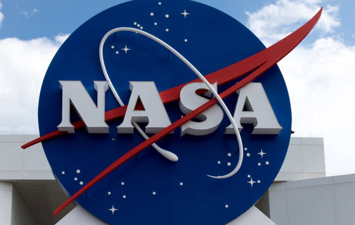 Συνεδριάζει για πρώτη φορά η NASA για να δημοσιοποιήσει έκθεση για UFO ...