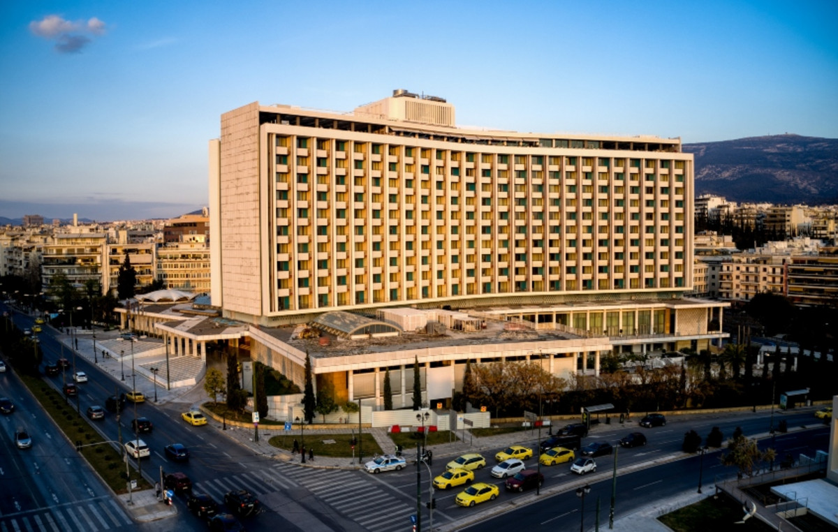 Hilton Athens: Κατεβάζει «ρολά» λόγω ριζικής ανακαίνισης – Πώς θα γίνει ...