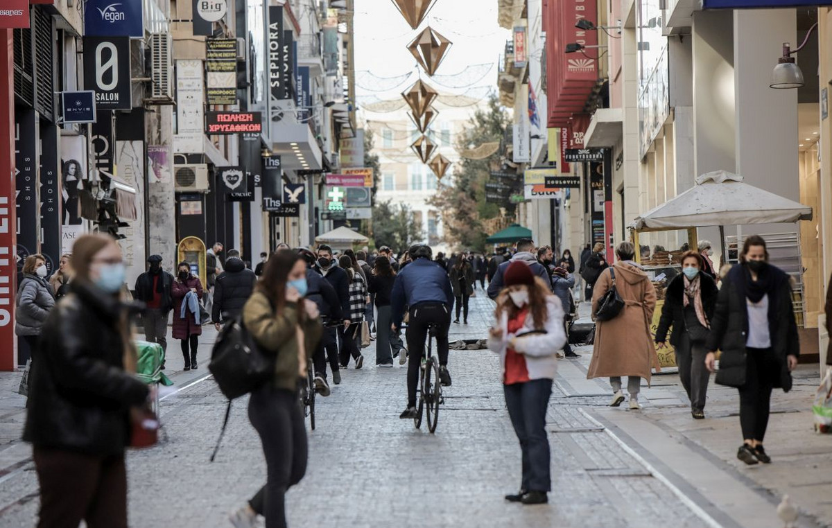 Ικανοποιητική η αγοραστική κίνηση στις γιορτές, σε τρόφιμα και δώρα η ...