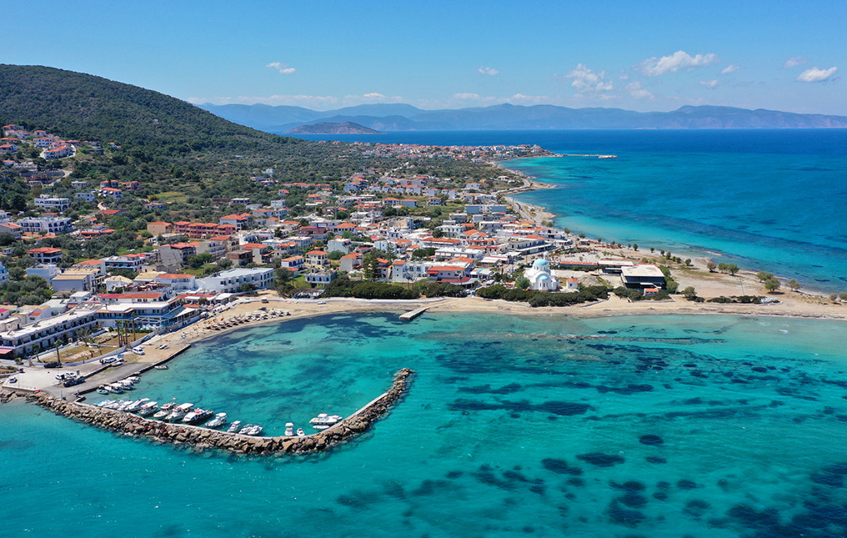 Αγκίστρι: Ένας παράδεισος του ονείρου σε απόσταση αναπνοής από την ...