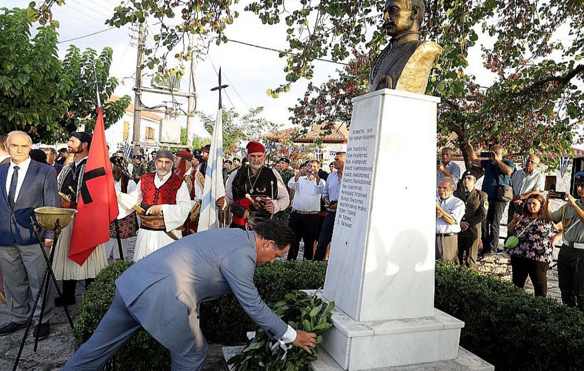 Γεωργιάδης: Πραγματοποίησε τα αποκαλυπτήρια της προτομής του στρατηγού ...