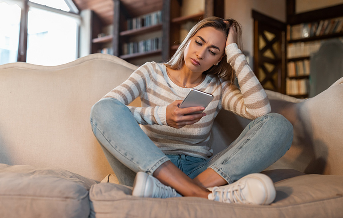 Doomscrolling στο Facebook: Ποιο είναι το μεγάλο λάθος που δεν πρέπει ποτέ να κάνετε – 4+1 ...