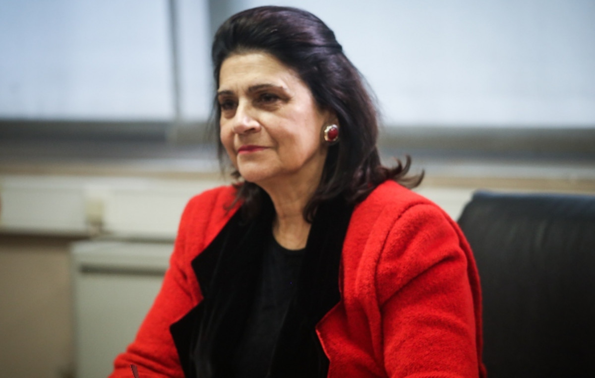 Έτοιμη να διεκδικήσει και πάλι την επανεκλογή της ως Περιφερειάρχης ...