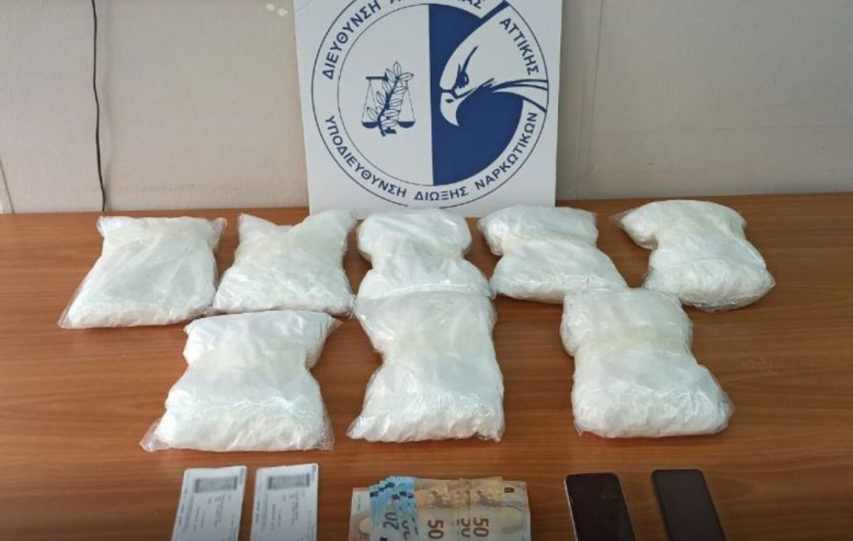 Αεροδρόμιο Ελευθέριος Βενιζέλος: Συνελήφθησαν δύο Βραζιλιάνες με 13 ...
