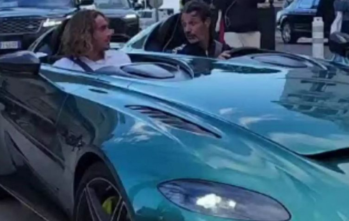 «Χάζεψε» το Μόντε Κάρλο με το supercar που κυκλοφορεί ο Στέφανος ...