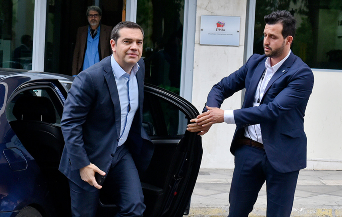 Στα γραφεία του ΣΥΡΙΖΑ ο Αλέξης Τσίπρας – Συγκαλείται το Εκτελεστικό ...