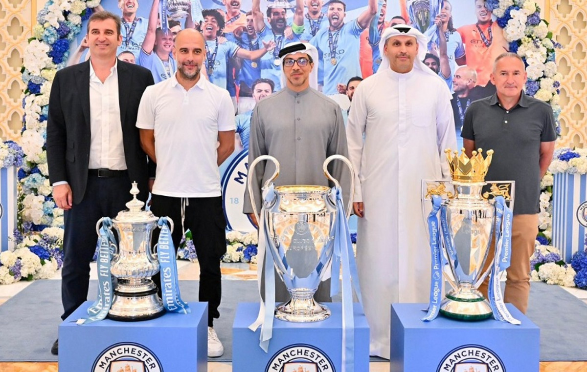 Ο Πεπ Γκουαρδιόλα μοίρασε 900.000 ευρώ σε μέλη του τεχνικού τιμ και ...