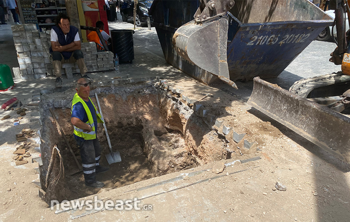 Πήλινα σκεύη βρέθηκαν στο κέντρο της Αθήνας κατα τη διάρκεια εργασιών ...