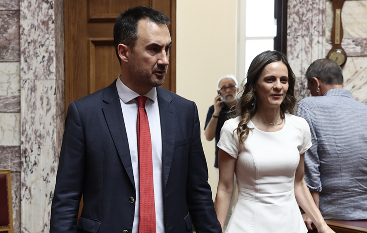 Τη στήριξή του στην Έφη Αχτσιόγλου δήλωσε και ο Αλέξης Χαρίτσης – «Δεν ...