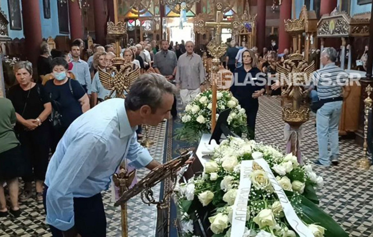 Στην Κρήτη στην κηδεία του Γιώργου Κουκλάκη ο Κυριάκος Μητσοτάκης ...