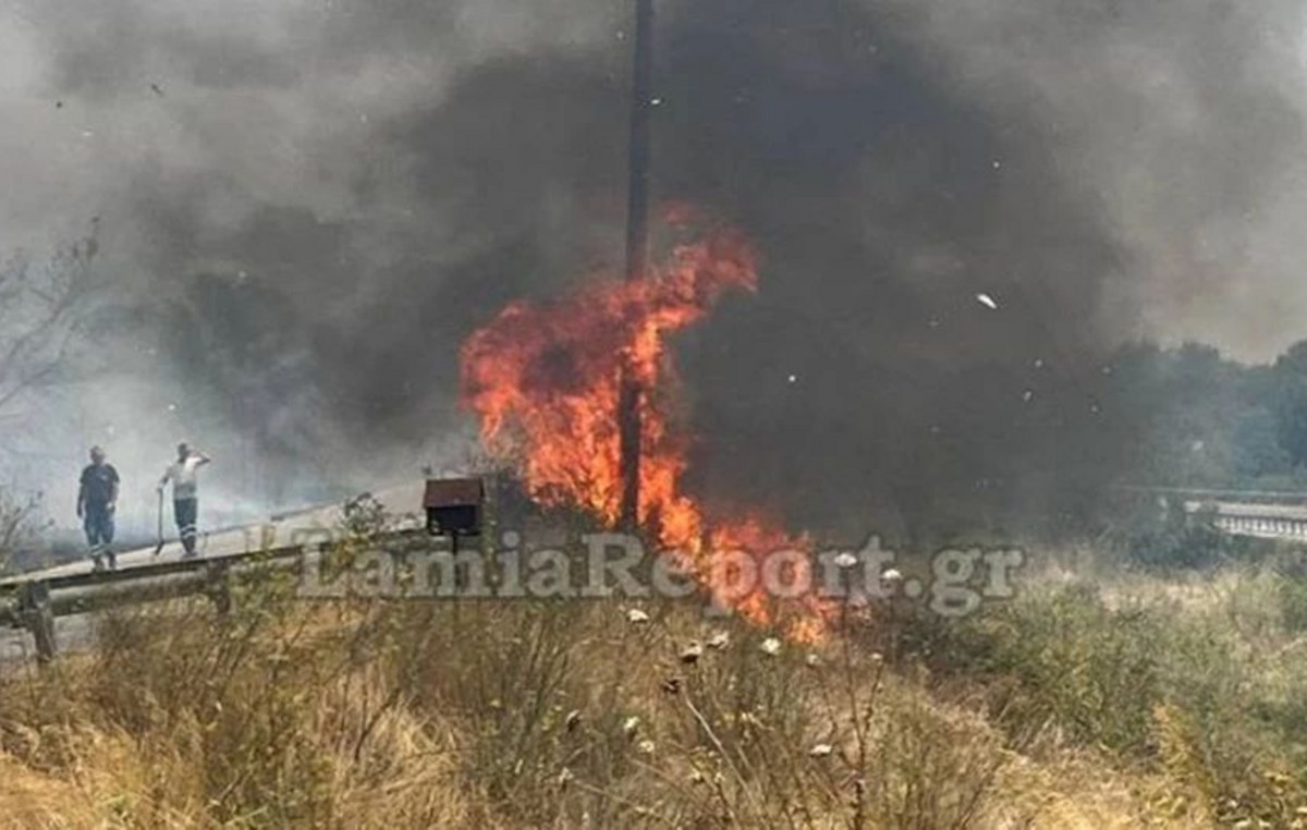 Εντολή εκκένωσης για το χωριό Βίτωλη της Μακρακώμης - Newsbeast