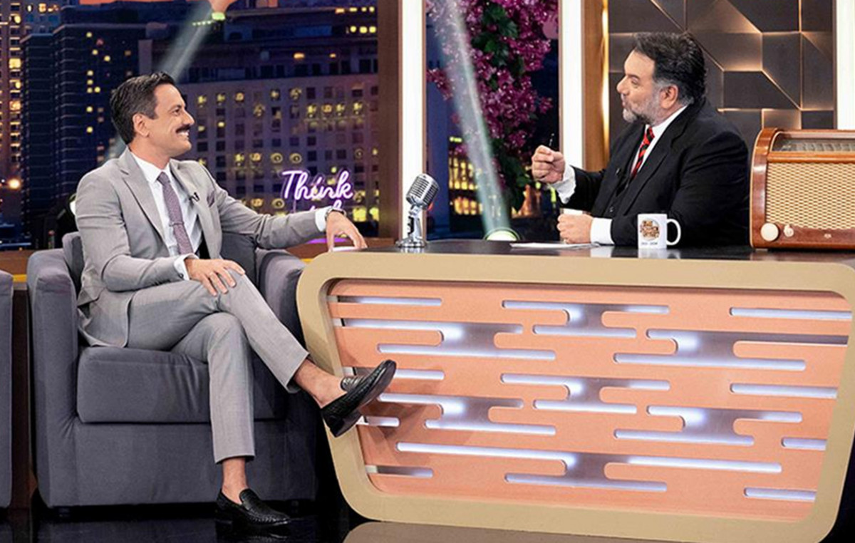 Θάνος Κιούσης: Η ιστορία πίσω από το μουστάκι του για να το παίξει ...