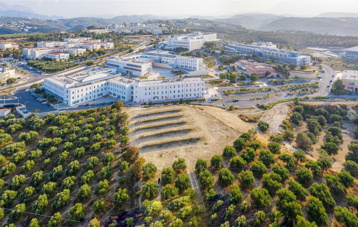 Με ποιον τρόπο κατάφερε ο αείμνηστος Γιάννης Κεφαλογιάννης να ιδρυθεί ...